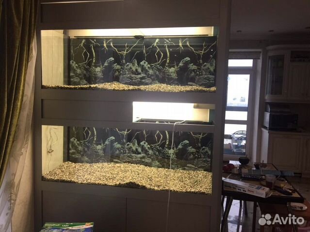 Аквариум - стойка для дома или магазина